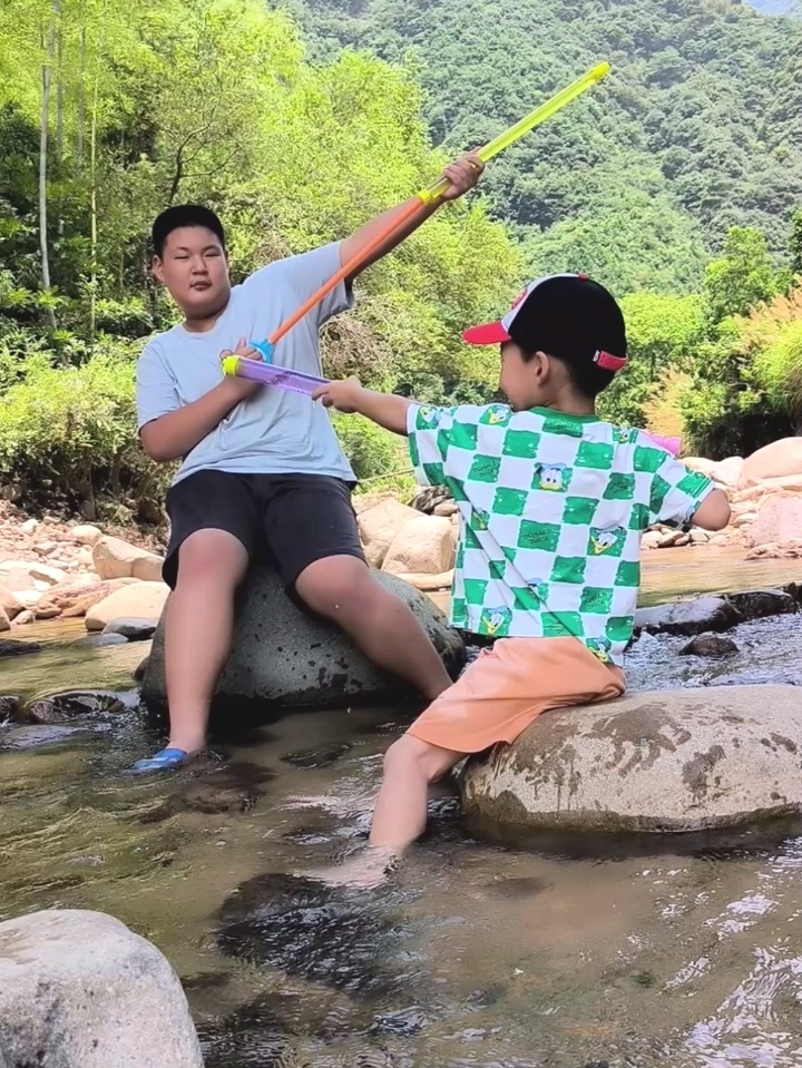 多彩暑假随手拍炎炎假期,寻一处幽静之地,拥抱祖国秀美河山