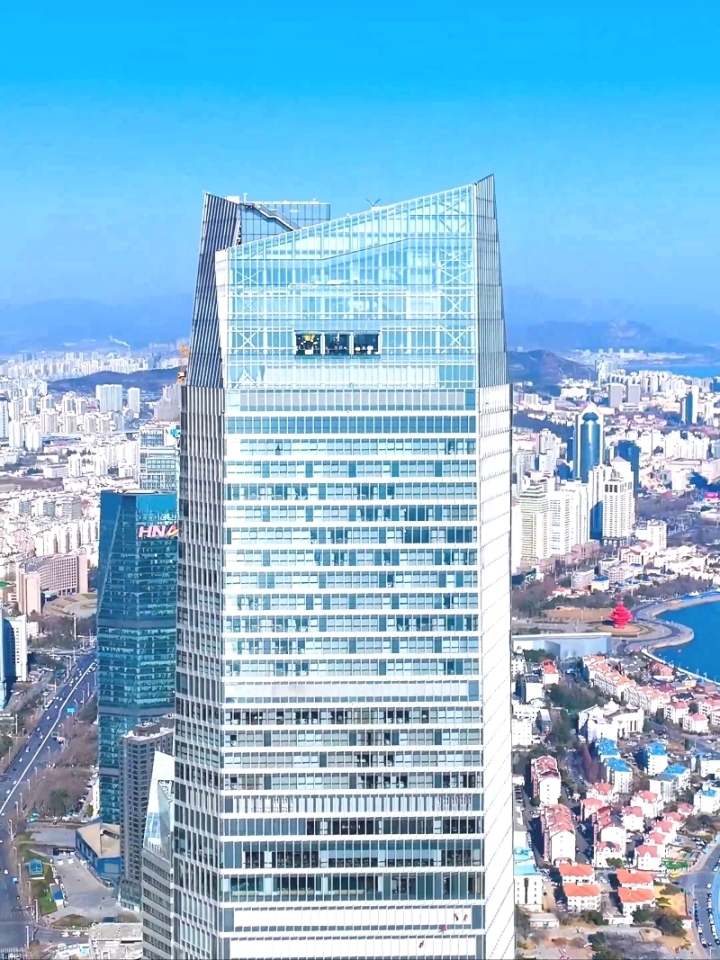 青岛天空之城云上海天的璀璨光芒。#航拍这么玩#